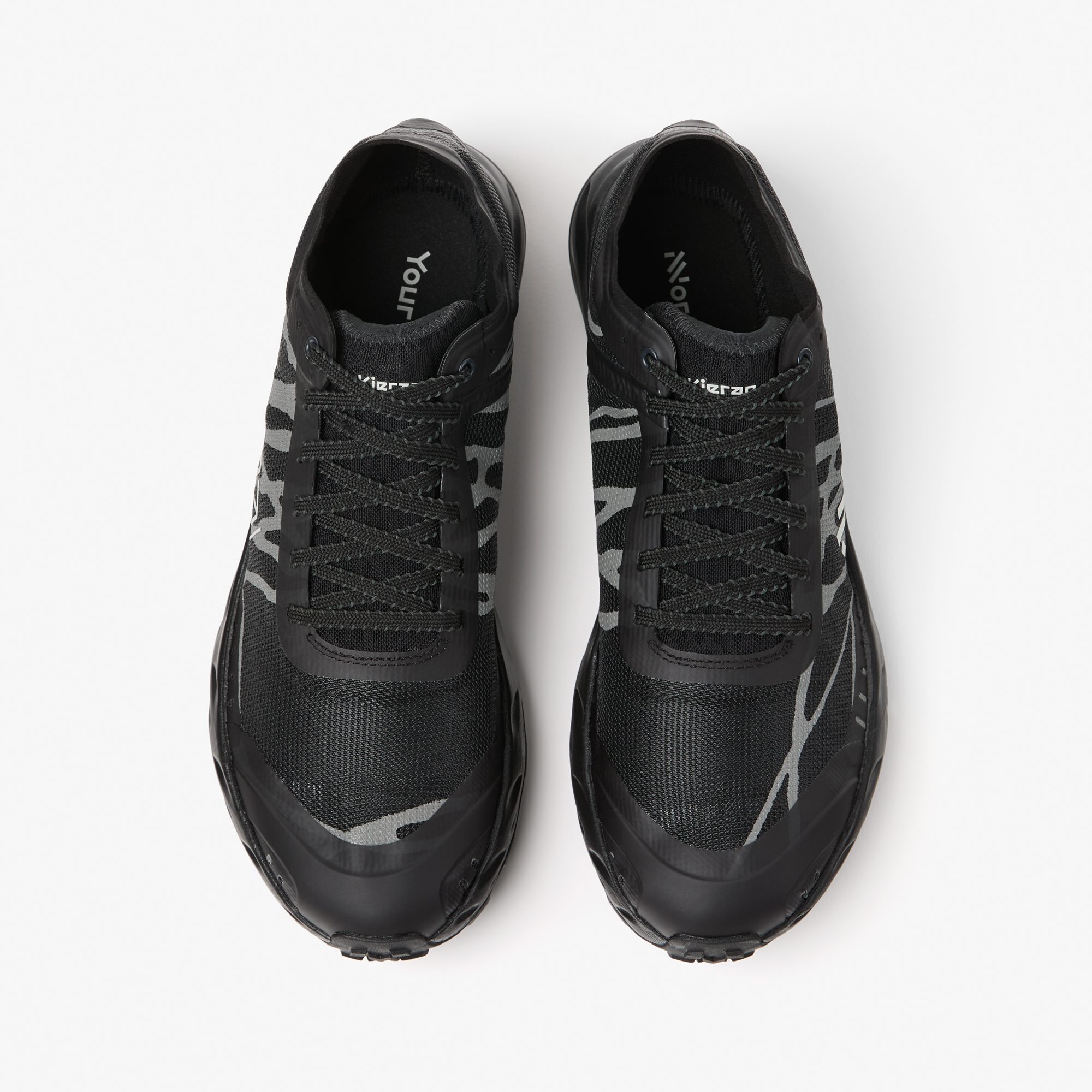 Nnormal Kjerag Brut: Zapatillas trail competición barro, Mayayo